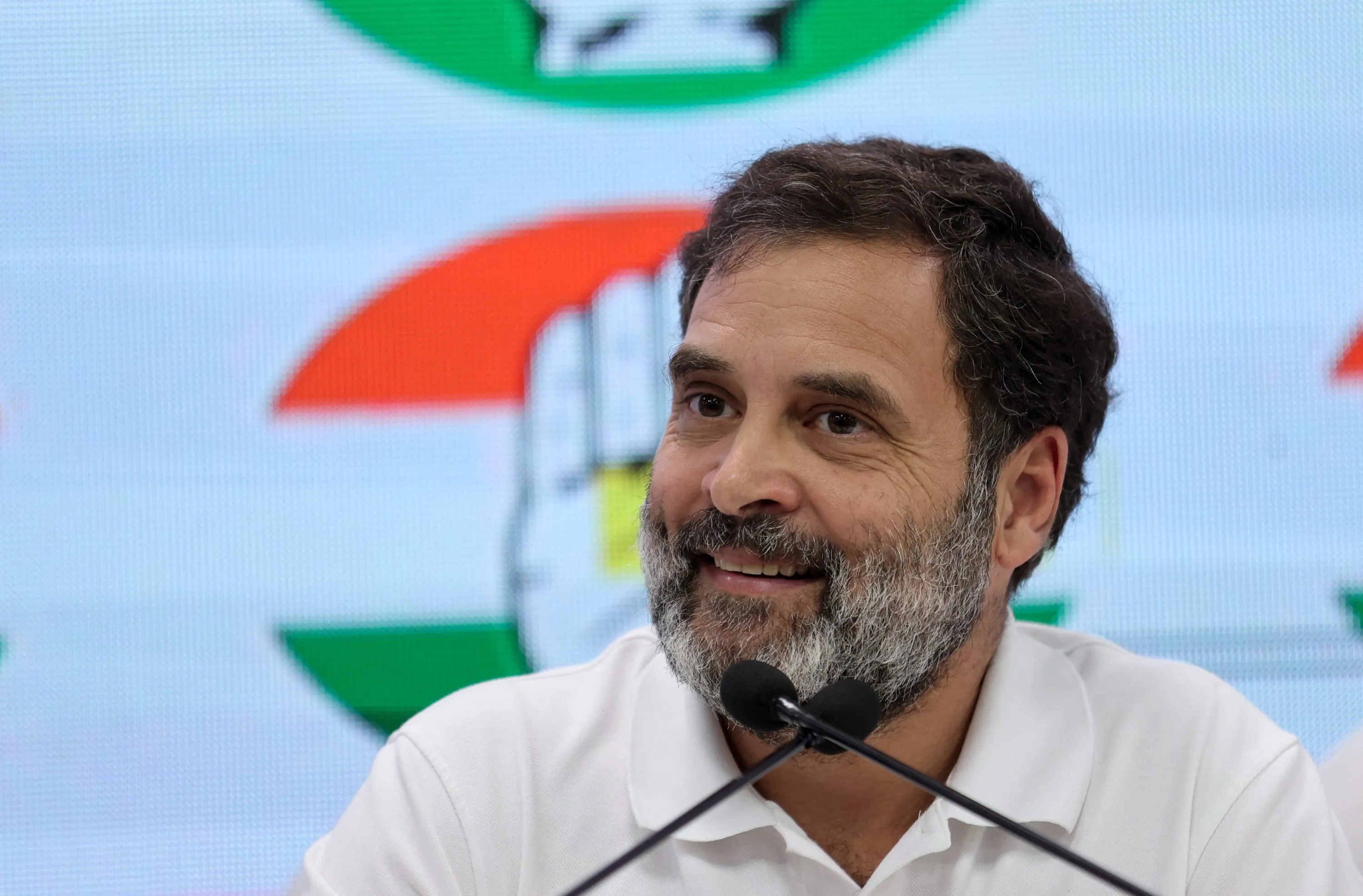 राहुल गांधी ने कांग्रेस नेता वाईएस शर्मिला को मिली धमकी की निंदा की