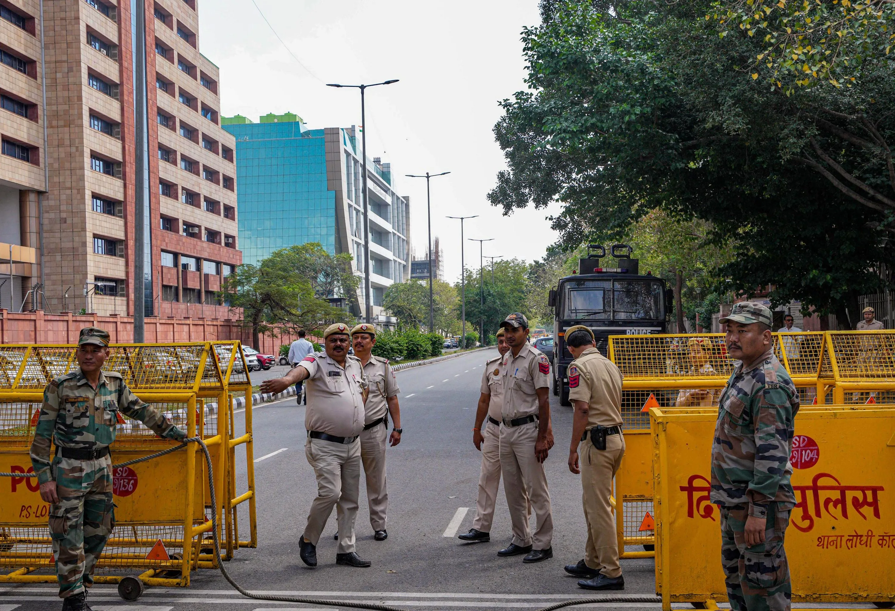 Police Torture: ड्यूटी के दौरान कई पुलिसकर्मी यातना को मानते हैं सही ...